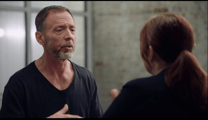 Chris Voss MasterClass Review 2025: Learn To Negotiate